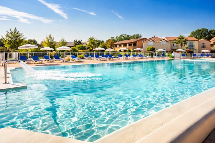 Maison 2 Chambres - Terrasse, Piscine Et Plancha - Monflanquin