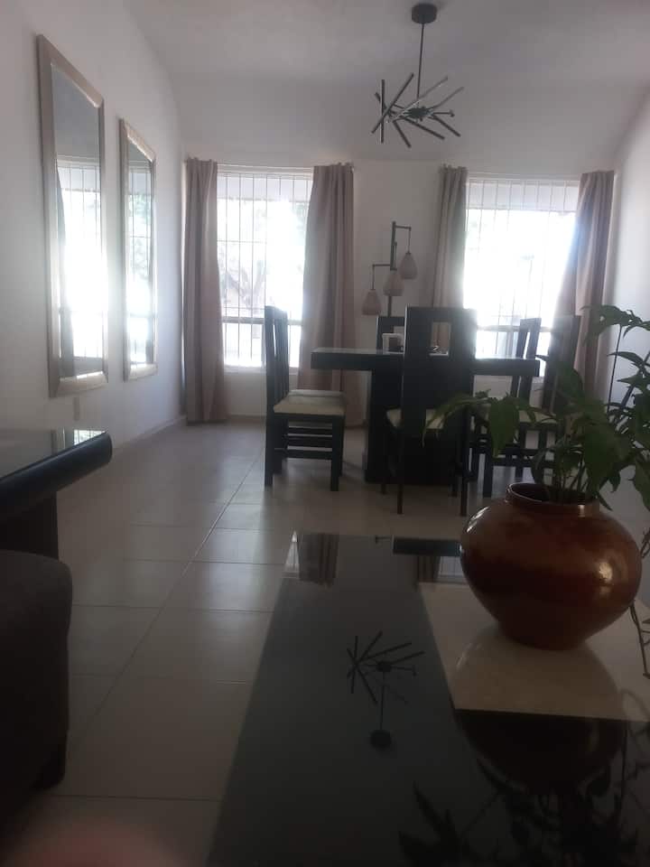 Cómoda Casa Cerca De Clínica 71 - Gomez Palacio