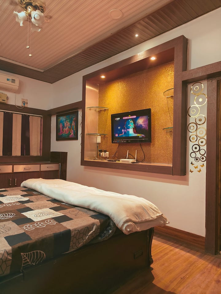 The Luxury And Comfort At Heart Of City Jabalpur - Jabalpur