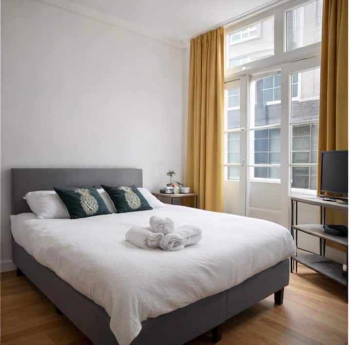 Central Station Mini Studio - Amsterdam Centraal Station