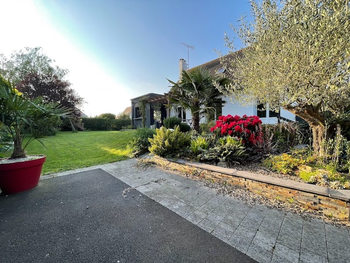 Maison De Famille Proche Des Plages Normandes - Lion-sur-Mer