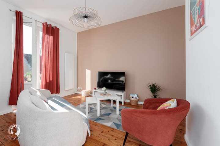 Adèle • Duplex Lumineux, Balcon, Quartier France - Bellerive-sur-Allier