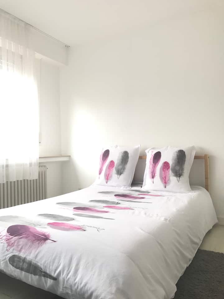 Perfect Room In Luxembourg City - Luxembourg