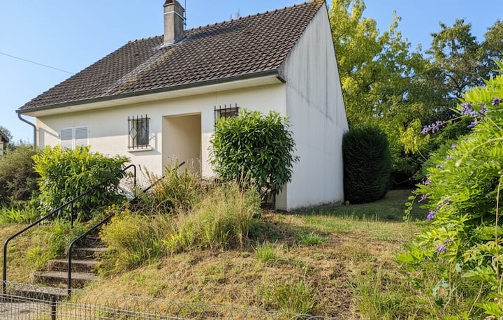Maison Individuelle Avec Jardin Privatif - Bourbon-l'Archambault