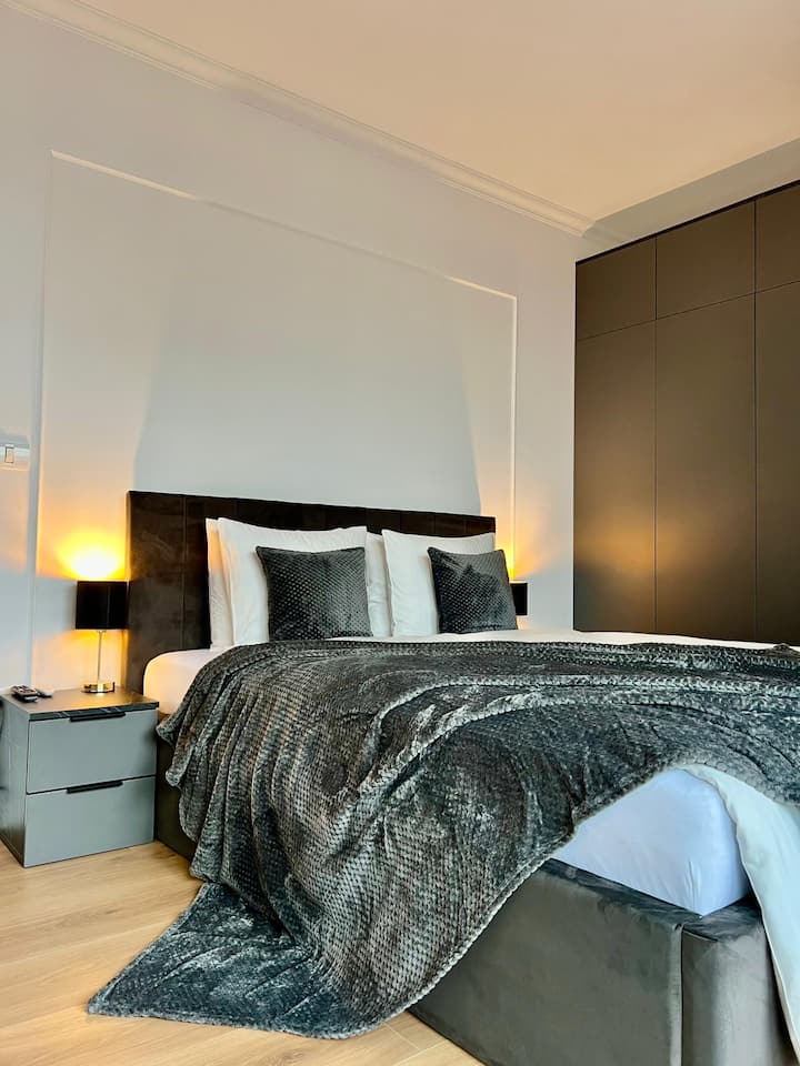 Luméa Noir - Design Statement îN Timișoara - Timișoara