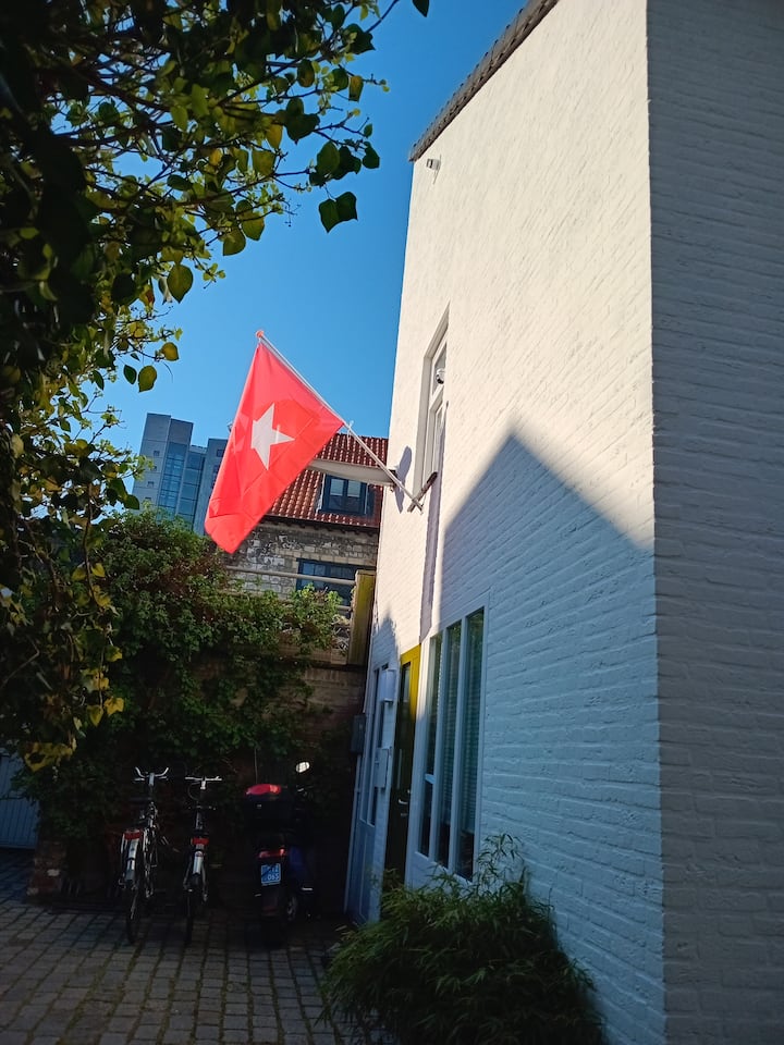 Chambre Et Cuisine Privé à Wyck, Près De La Gare - Maastricht