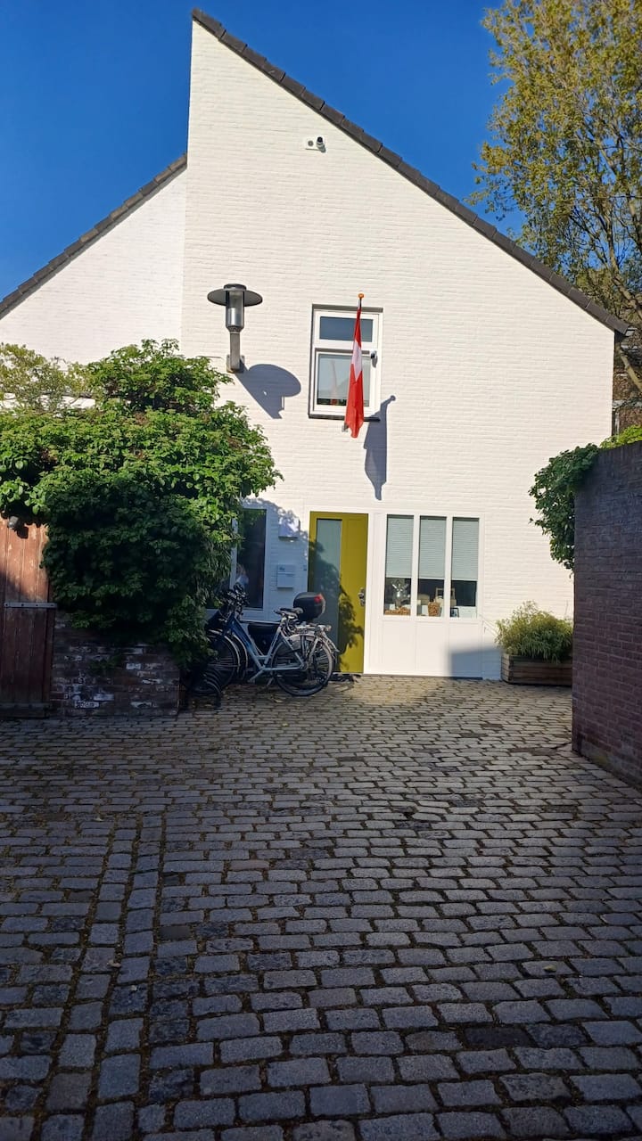 Extra Groot Bed éN Ook Nog Een Balkon! - Maastricht