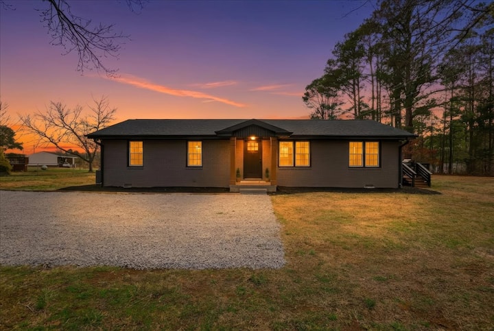 Cozy + Spacious 4br Clayton Escape For 10 - Smithfield, NC