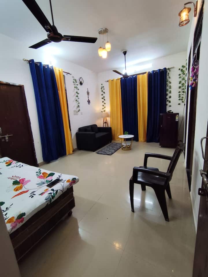 Studio B03 - Gorakhpur