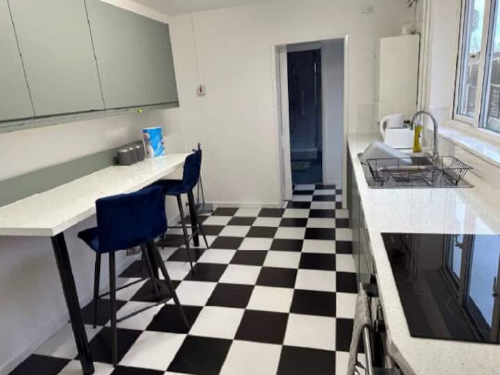 Petal House - Stroud, UK