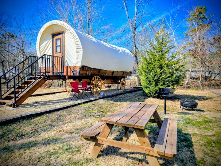 Music Mountain Retreat Wagon I - Hot Springs, AR
