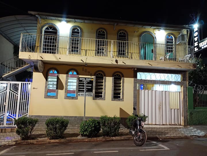 Pousada Com Café Da Manhã E Estacionamento - Alfenas