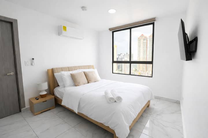 Modern 1br W/ Sea View | Prime Location - Panamá