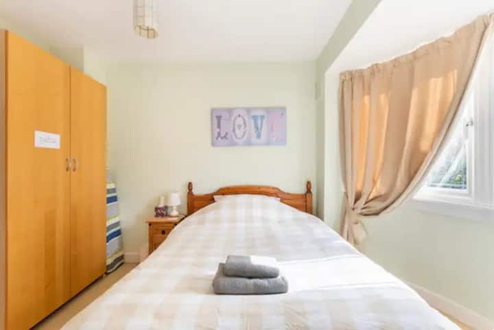 Double Room With En Suite Bathroom In Selly Oak - Birmingham