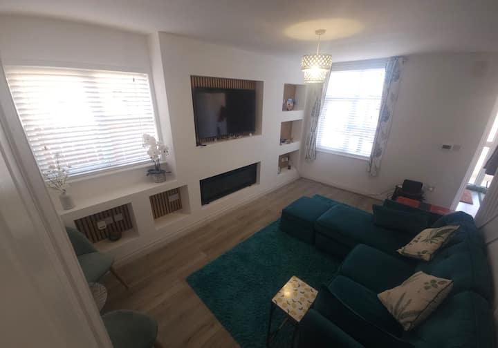 This Charming, Sunlit End-terrace Cosy Home. - Sunderland