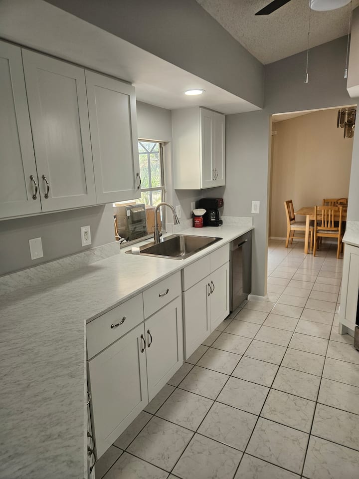 Sweet Retreat - North Port