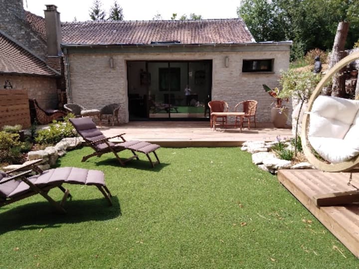 Bleu Nuit, Maison D'hôtes - Thoiry