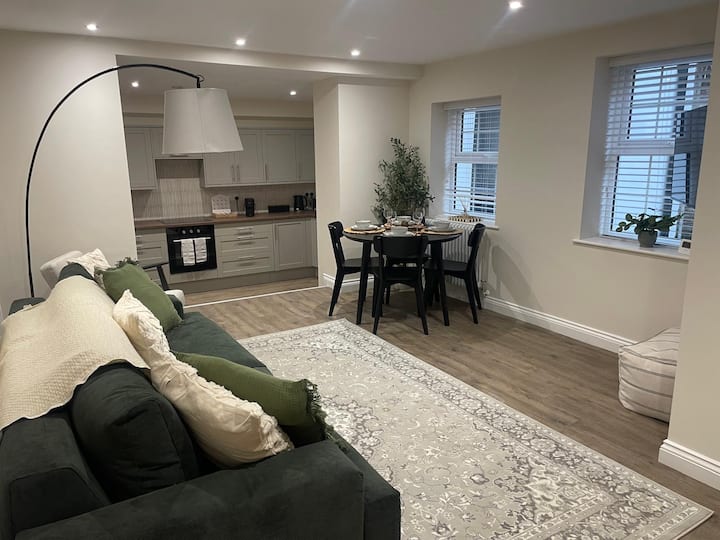 Newly Renovated 2-bed Flat | Ripon Town Centre - Ripon