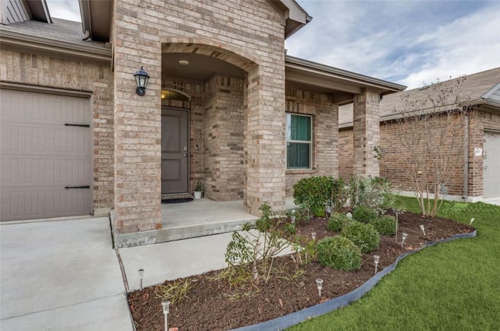 Family House Close To Motor Speedway & Stockyards - Fort Worth, TX