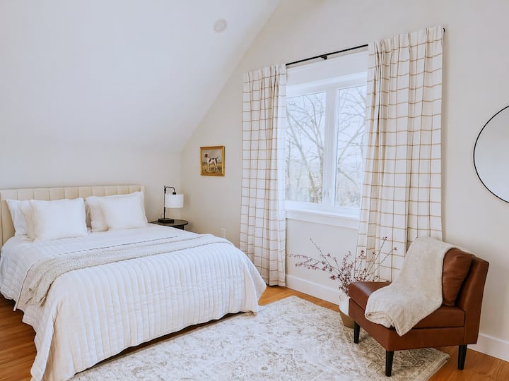 Sun Haven: 2-bedroom Near Yale & Downtown! - Connecticut