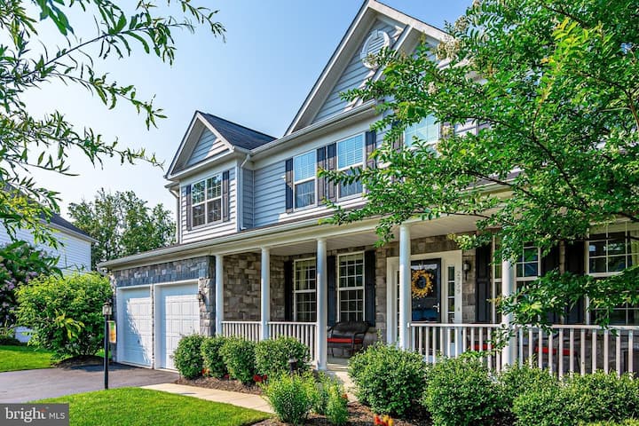 Luxury Home - Minimum 30 Days (Basement Excluded) - Dumfries, VA