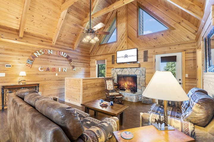 Luxurycabin Near Bigcedar_hottub_billiards_freetix - Ridgedale, MO