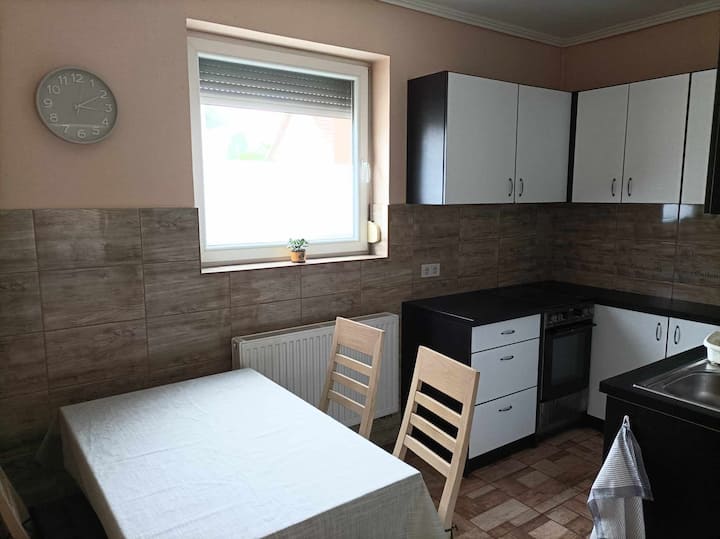 Kecskemét, Kandó 43_4 Fő - Kecskemét