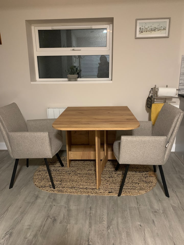 Welcome To Your Cozy Home In Monasterevin. - Kildare