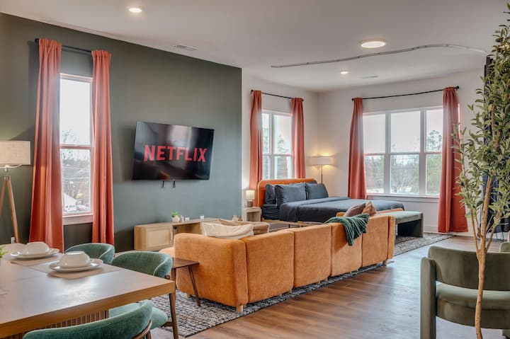 4br Townhouse | King Bed | Rooftop | Uptown Clt - Charlotte, NC
