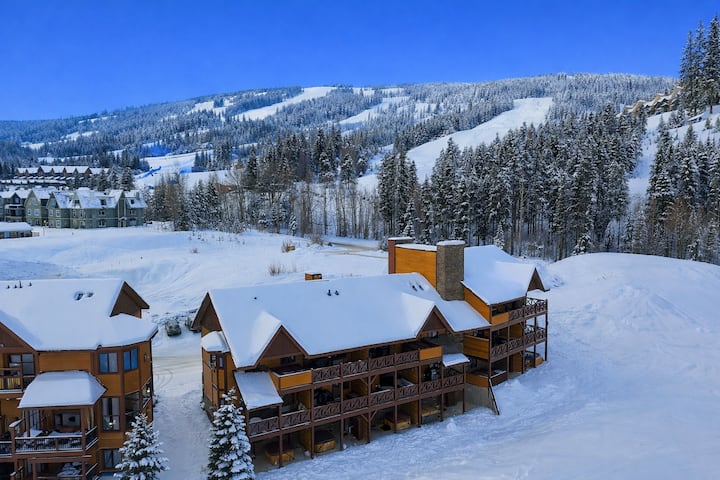 The High Line Suite - Ski & Golf & Private Hot Tub - Kimberley