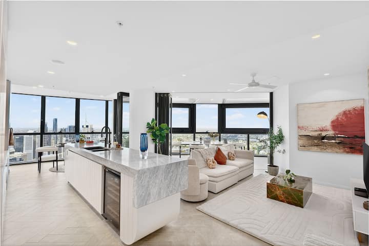 54th Floor Luxe 3br Skyline Residence Queens Wharf - Australia
