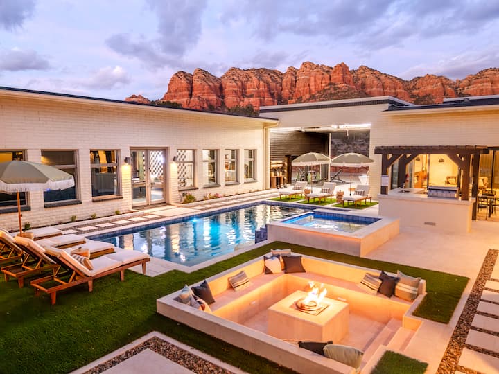 Sierra Roja | Heated Pool, Spa, Gym, Sauna, Views - United States