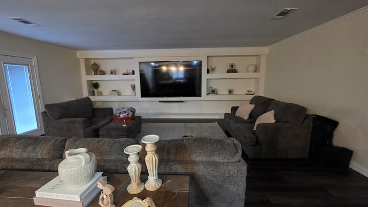 The Sweet Escape - DeSoto, TX