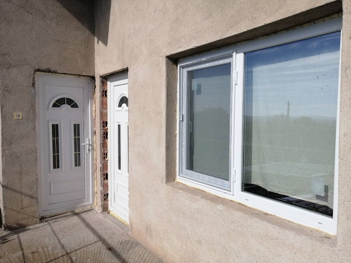 "Вълшебната къща" - Jambol