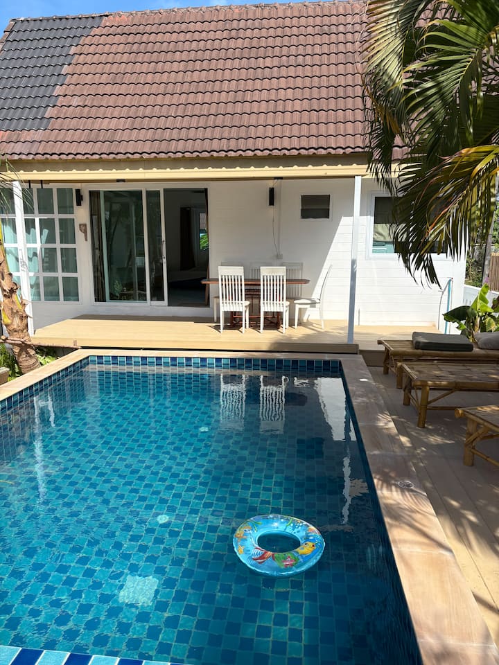 Penns House No 5 ~ Family Room - Koh Lanta