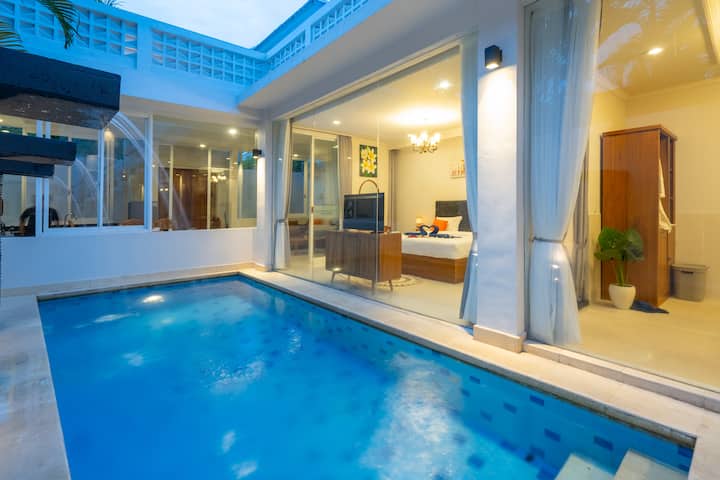 Great Deal 1br Private Villa W/ Rooftop @Seminyak - Seminyak