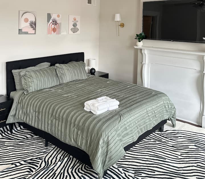 Cozy 1br | Sleeps 4 • Free Parking • Workspace - Richmond, VA