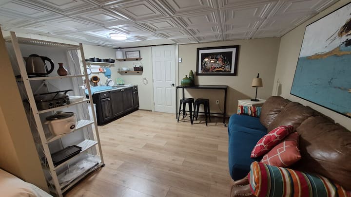 Little Place On The Mesa - Los Alamos, NM