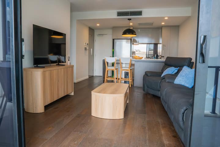 Modern Apartment In Vibrant Woolloongabba - Balmoral