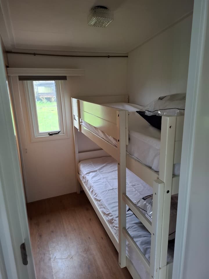 Het Schûtsje, Een Mooie Vakantie Woning - Drachten