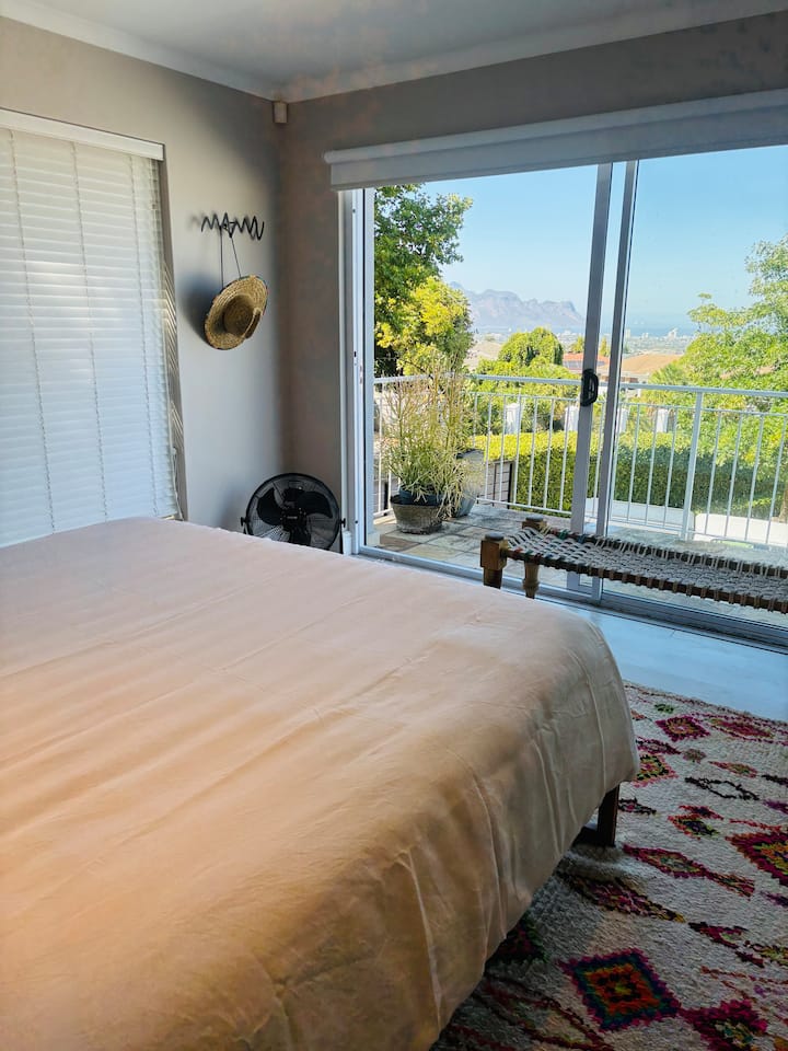 52 On Wingerd Road - Somerset West