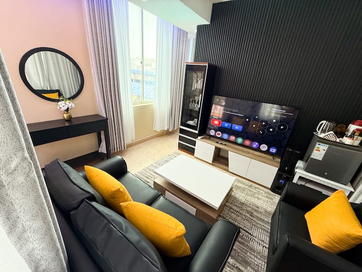 Modern Poolside Studio Apartment - Tanzanie