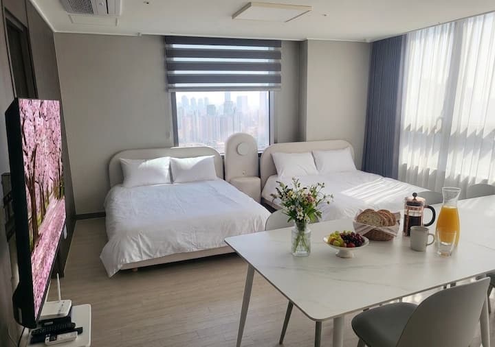 펜트하우스37#파티룸#뷰맛집#달빛축제공원#가족여행#호캉스#장기숙박할인#인천공항30분 - Incheon