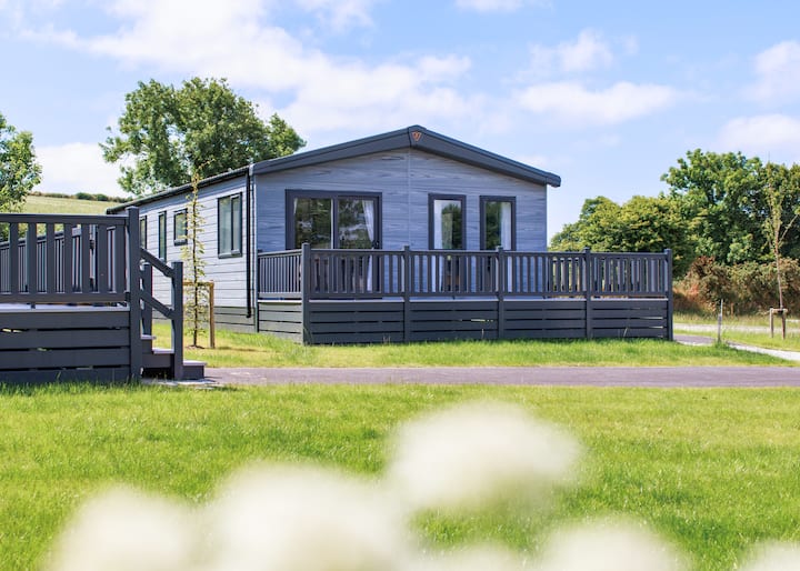 Exclusive 2 Bed (Pet) - Fowey