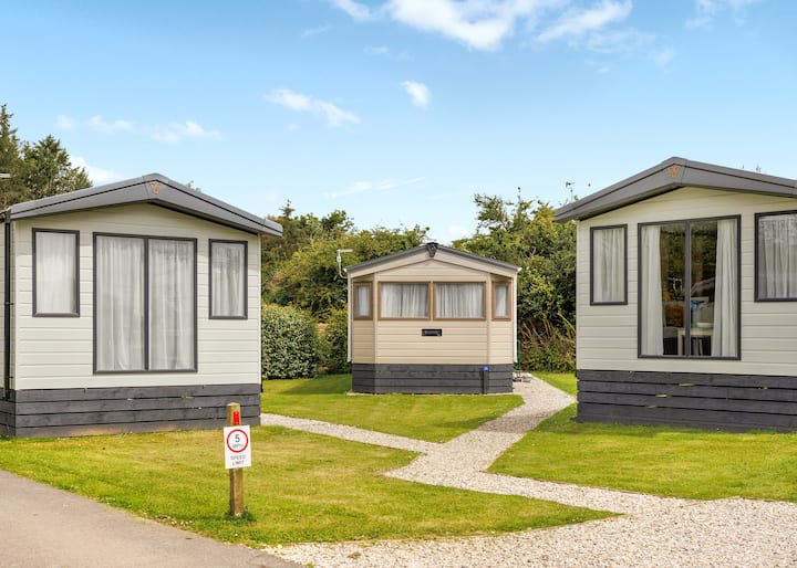 Standard 2 Bed (Pet) - Hayle