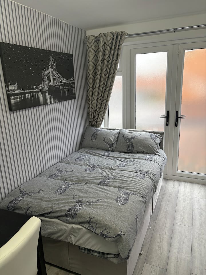 Studio Flat - Durham