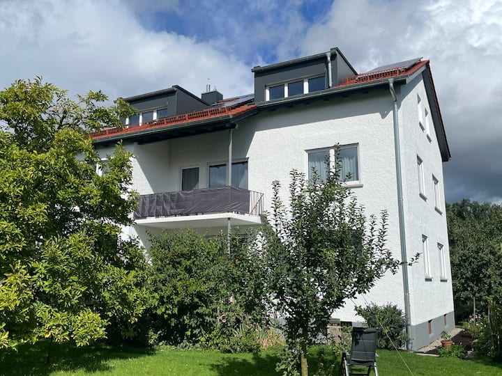 Große Ferienwohnung 
Christa - Ulm