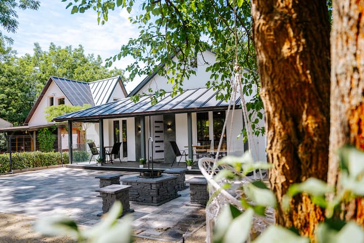 Poseidon - Macaristan