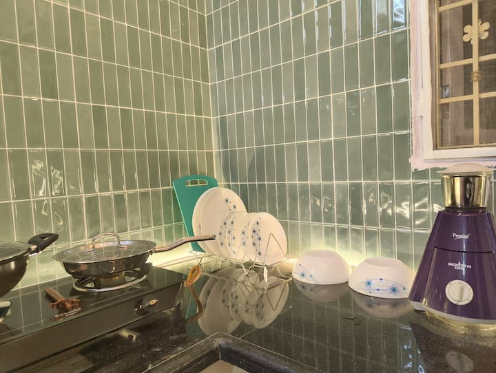 Spacious 1rk Airport| Embassy Splendid6km|private - Chennai