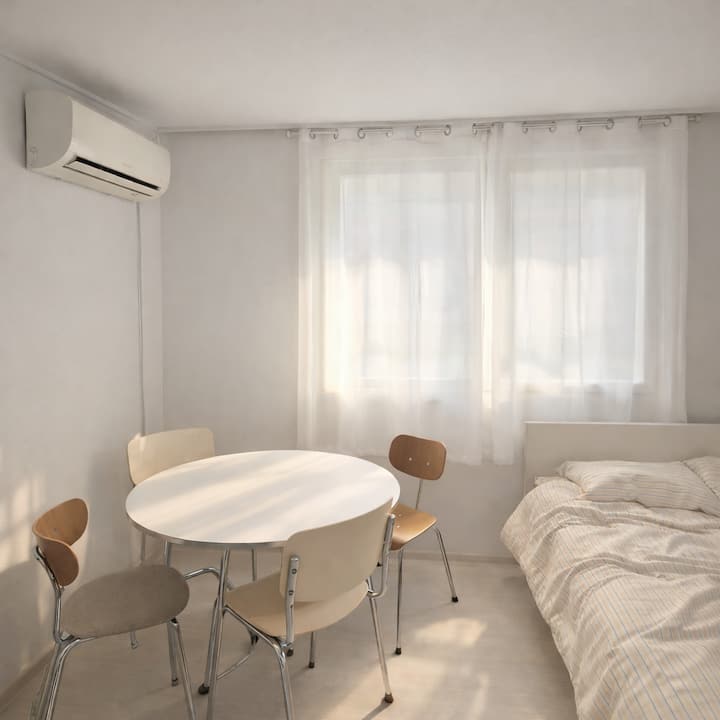 방2개/퀸침대2개/성심당/한화이글스파크/선화단길/무료주차/포근한침구/칫솔등 제공 - Daejeon